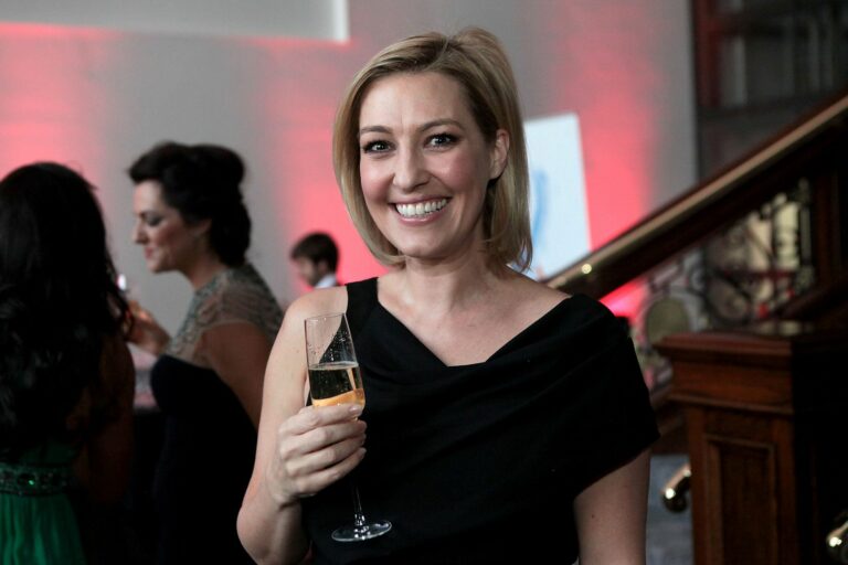 Who is the father of Kelly Cates? Who is the husband of Kelly Cates?